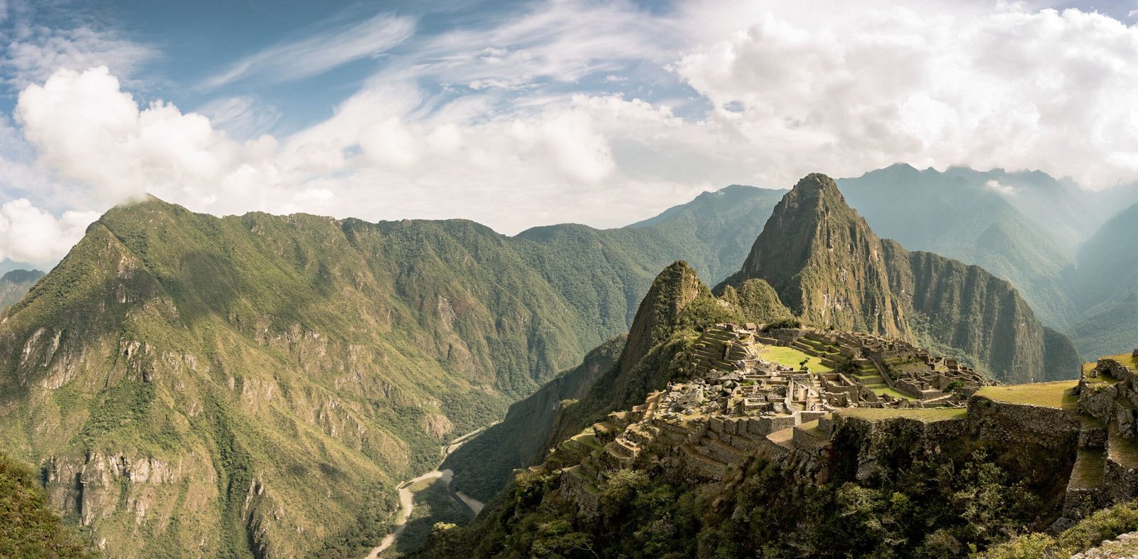 iSeatz. Powering Devotion.